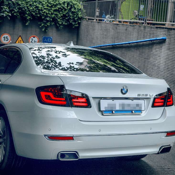 BMW F10 M5 & 5 Series Updated Style LED Bar Taillights – Bayoptiks